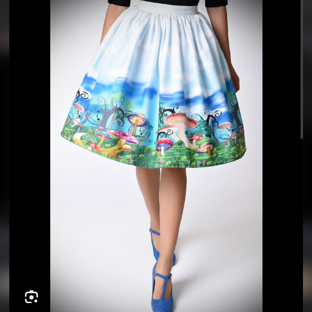 Rare Euc Unique Vintage Alice In Wonderland Swing Ski… - Gem